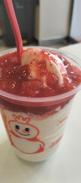 草莓圣代怎么做_草莓圣代需要哪些材料-第2张图片-山城妙识