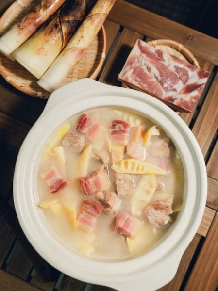 腌笃鲜可以用腊肉做吗_腊肉替代咸肉口感差异-第1张图片-山城妙识 腌笃鲜可以用腊肉做吗_腊肉替代咸肉口感差异-第1张图片-山城妙识