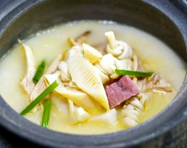 腌笃鲜可以用腊肉做吗_腊肉替代咸肉口感差异-第2张图片-山城妙识 腌笃鲜可以用腊肉做吗_腊肉替代咸肉口感差异-第2张图片-山城妙识