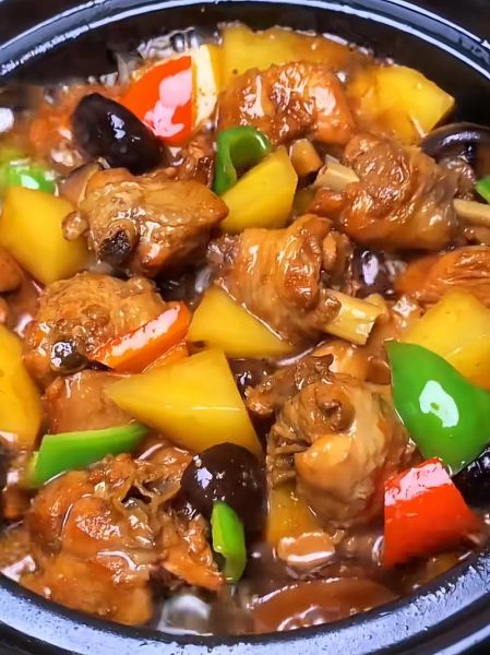 黄焖鸡怎么做才好吃_黄焖鸡做法大全-第1张图片-山城妙识 黄焖鸡怎么做才好吃_黄焖鸡做法大全-第1张图片-山城妙识