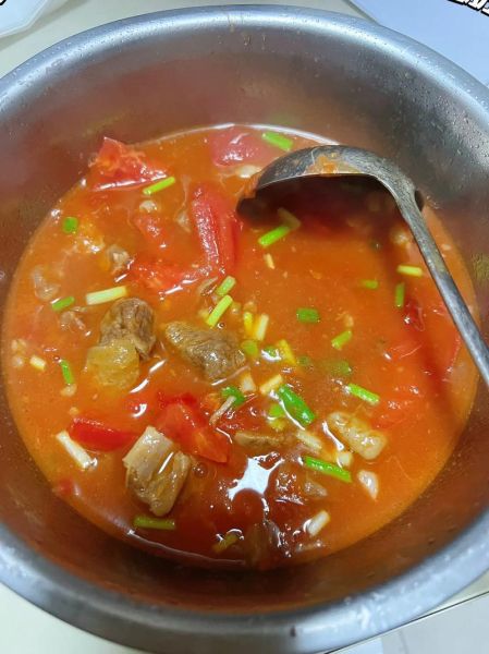 牛肉柿子汤的做法窍门_牛肉柿子汤怎么做好吃-第2张图片-山城妙识 牛肉柿子汤的做法窍门_牛肉柿子汤怎么做好吃-第2张图片-山城妙识