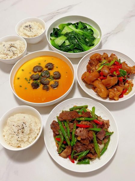 普通家庭中午吃什么好_中午吃什么简单又营养-第1张图片-山城妙识 普通家庭中午吃什么好_中午吃什么简单又营养-第1张图片-山城妙识