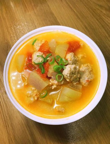 番茄冬瓜排骨汤怎么做_番茄冬瓜排骨汤的家常做法-第1张图片-山城妙识 番茄冬瓜排骨汤怎么做_番茄冬瓜排骨汤的家常做法-第1张图片-山城妙识