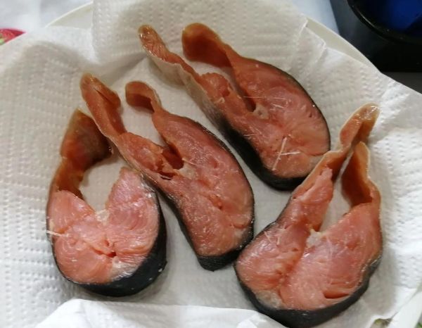 大马哈鱼怎么做好吃_大马哈鱼的家常做法大全-第2张图片-山城妙识 大马哈鱼怎么做好吃_大马哈鱼的家常做法大全-第2张图片-山城妙识