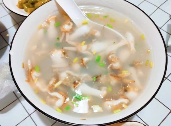 蛏子煮汤怎么做_蛏子煮汤要不要焯水-第2张图片-山城妙识 蛏子煮汤怎么做_蛏子煮汤要不要焯水-第2张图片-山城妙识