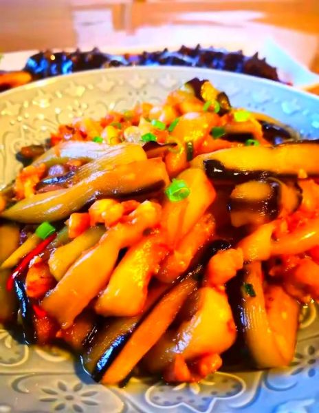 咸鱼茄子煲怎么做才入味_咸鱼茄子煲家常做法-第2张图片-山城妙识