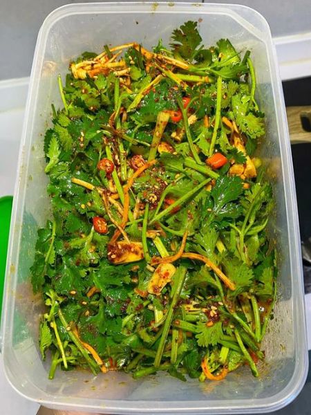 香菜咸菜怎么腌制_香菜咸菜腌制方法-第1张图片-山城妙识