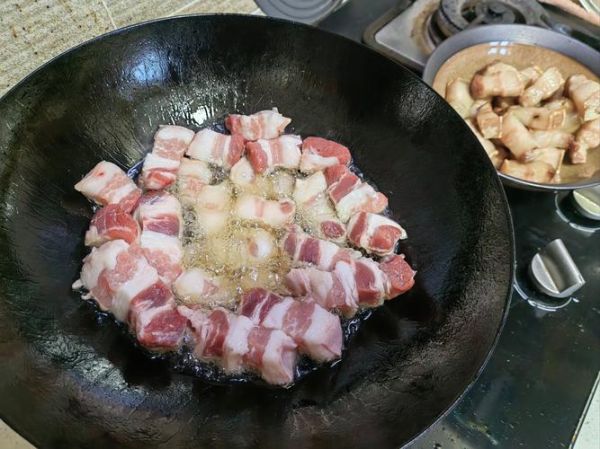 红烧肉用什么肉_红烧肉怎么选五花肉-第1张图片-山城妙识