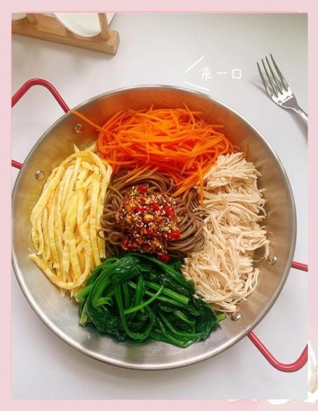 鸡丝面怎么做才好吃_鸡丝面热量高吗-第3张图片-山城妙识 鸡丝面怎么做才好吃_鸡丝面热量高吗-第3张图片-山城妙识