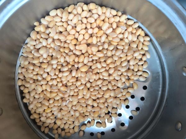 西瓜黄豆酱怎么做_家庭自制详细步骤-第3张图片-山城妙识 西瓜黄豆酱怎么做_家庭自制详细步骤-第3张图片-山城妙识