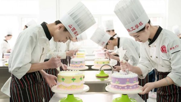 烘焙师是做什么的_烘焙师需要掌握哪些技能-第2张图片-山城妙识