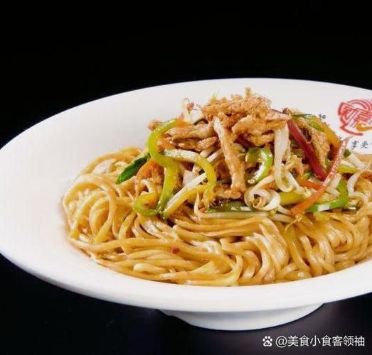鱼香肉丝炒面怎么做_鱼香肉丝炒面热量高吗-第1张图片-山城妙识