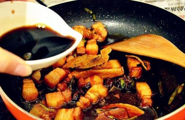 耗油炒菜什么时候放_蚝油最佳下锅时间-第1张图片-山城妙识
