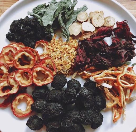 酸梅膏用冷水冲还是热水冲_酸梅膏冲泡温度疑问-第2张图片-山城妙识