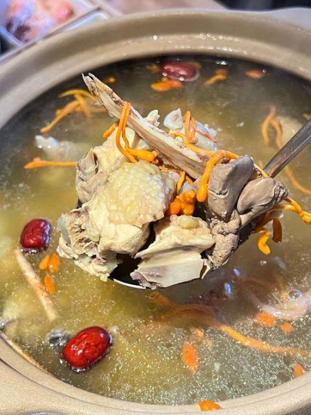 药膳鸡火锅怎么做_药膳鸡火锅适合什么人吃-第3张图片-山城妙识 药膳鸡火锅怎么做_药膳鸡火锅适合什么人吃-第3张图片-山城妙识