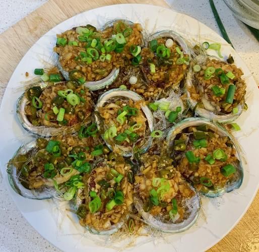 小鲍鱼的做法有哪几种_家常清蒸还是红烧更鲜-第2张图片-山城妙识