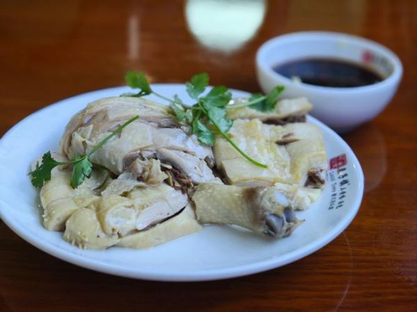 红烧三黄鸡怎么做_红烧三黄鸡最正宗的做法-第1张图片-山城妙识 红烧三黄鸡怎么做_红烧三黄鸡最正宗的做法-第1张图片-山城妙识