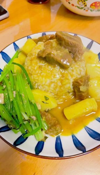 咖喱牛肉土豆怎么做_咖喱牛肉土豆做法视频-第3张图片-山城妙识