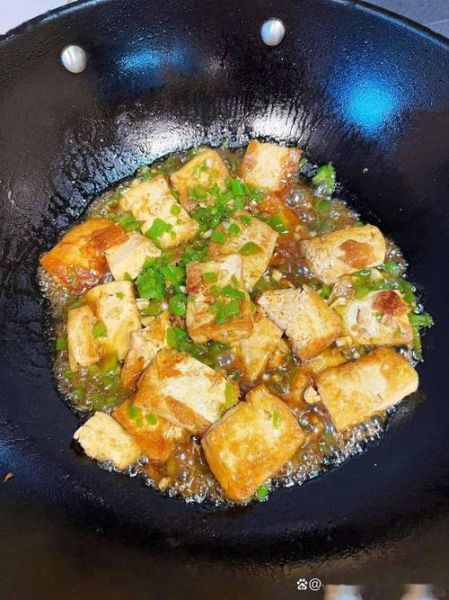 煎豆腐怎么不粘锅_豆腐煎不破技巧-第2张图片-山城妙识 煎豆腐怎么不粘锅_豆腐煎不破技巧-第2张图片-山城妙识