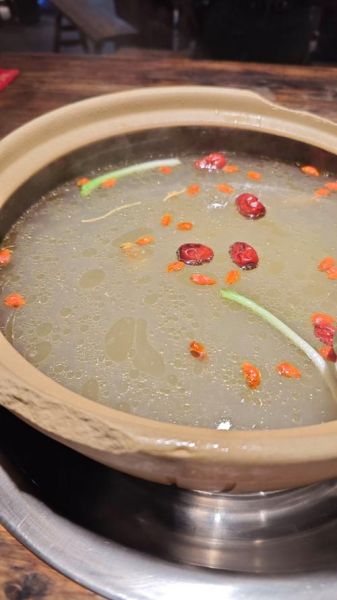 清炖大骨头汤怎么做_清炖大骨头汤的家常做法-第3张图片-山城妙识 清炖大骨头汤怎么做_清炖大骨头汤的家常做法-第3张图片-山城妙识