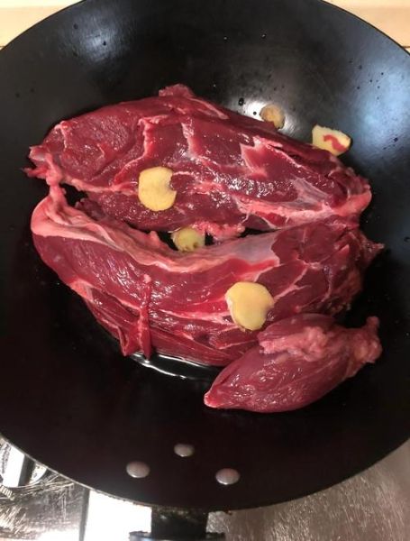 酱牛肉怎么做才又香又烂_酱牛肉软烂入味的秘诀-第3张图片-山城妙识 酱牛肉怎么做才又香又烂_酱牛肉软烂入味的秘诀-第3张图片-山城妙识