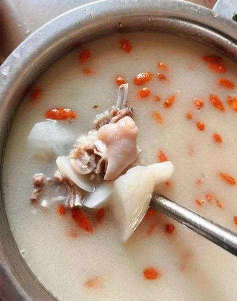 清炖羊肉的做法大全家常_清炖羊肉怎么炖才不膻-第1张图片-山城妙识 清炖羊肉的做法大全家常_清炖羊肉怎么炖才不膻-第1张图片-山城妙识