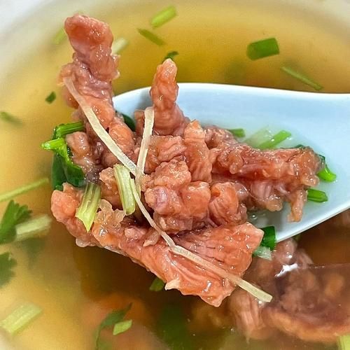 大片牛肉火锅怎么做_大片牛肉火锅需要煮多久-第1张图片-山城妙识 大片牛肉火锅怎么做_大片牛肉火锅需要煮多久-第1张图片-山城妙识