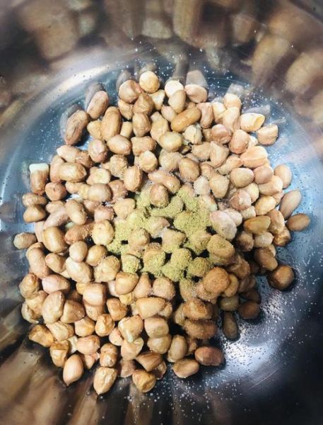 糖炒花生米怎么做_糖炒花生米不糊的秘诀-第1张图片-山城妙识 糖炒花生米怎么做_糖炒花生米不糊的秘诀-第1张图片-山城妙识