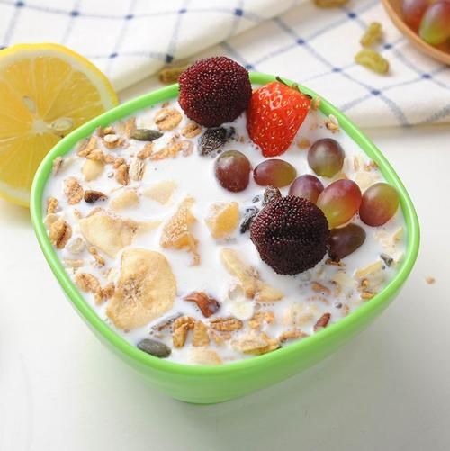 水果燕麦粥怎么做_水果燕麦粥可以隔夜吗-第3张图片-山城妙识