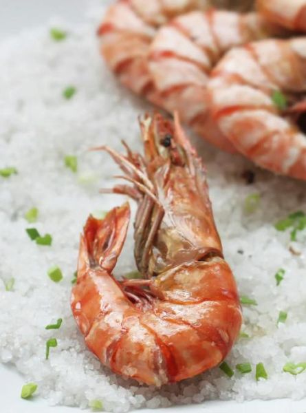 盐焗虾的家常做法_盐焗虾怎么做才鲜嫩-第1张图片-山城妙识 盐焗虾的家常做法_盐焗虾怎么做才鲜嫩-第1张图片-山城妙识