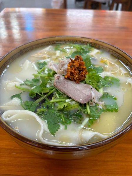 羊肉汤面条怎么做好吃_羊肉汤面条的家常做法-第1张图片-山城妙识 羊肉汤面条怎么做好吃_羊肉汤面条的家常做法-第1张图片-山城妙识