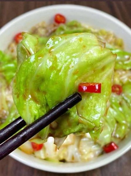 炒卷心菜怎么炒才脆_炒卷心菜要不要焯水-第3张图片-山城妙识