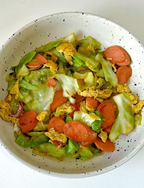 卷心菜怎么炒好吃_卷心菜最简单的家常做法-第1张图片-山城妙识