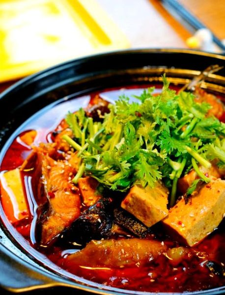 家常炖鲶鱼怎么做好吃_鲶鱼炖多久才入味-第1张图片-山城妙识 家常炖鲶鱼怎么做好吃_鲶鱼炖多久才入味-第1张图片-山城妙识