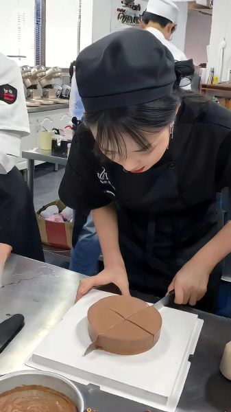蛋糕店学徒多久出师_成为烘焙师要多久-第1张图片-山城妙识 蛋糕店学徒多久出师_成为烘焙师要多久-第1张图片-山城妙识