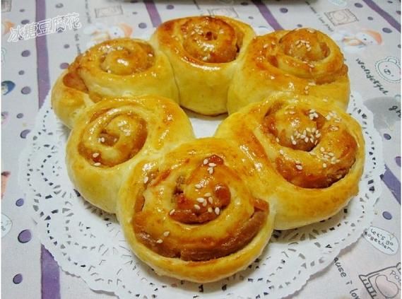 莲蓉面包怎么做_莲蓉面包做法详细步骤-第1张图片-山城妙识