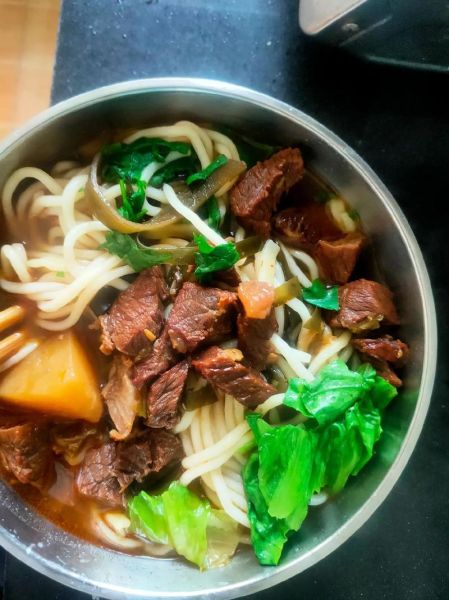 红烧牛肉面怎么做_红烧牛肉面要炖多久-第2张图片-山城妙识 红烧牛肉面怎么做_红烧牛肉面要炖多久-第2张图片-山城妙识