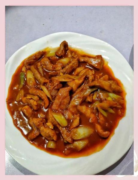 葱爆肉怎么做_葱爆肉的家常做法-第1张图片-山城妙识