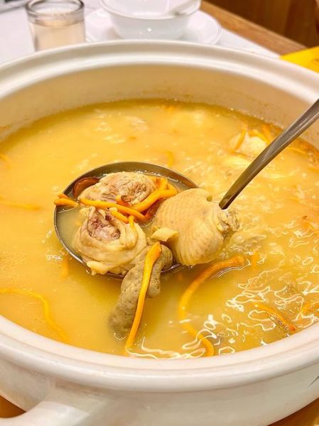 猪肚鸡煲汤用什么药材_如何搭配更养生-第3张图片-山城妙识 猪肚鸡煲汤用什么药材_如何搭配更养生-第3张图片-山城妙识