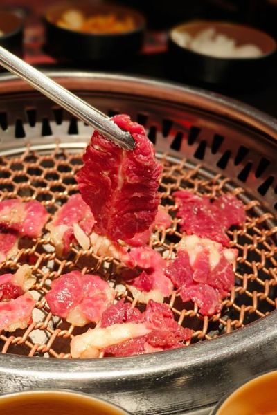 烤牛肉怎么烤好吃又嫩_烤牛肉用什么部位最嫩-第1张图片-山城妙识 烤牛肉怎么烤好吃又嫩_烤牛肉用什么部位最嫩-第1张图片-山城妙识