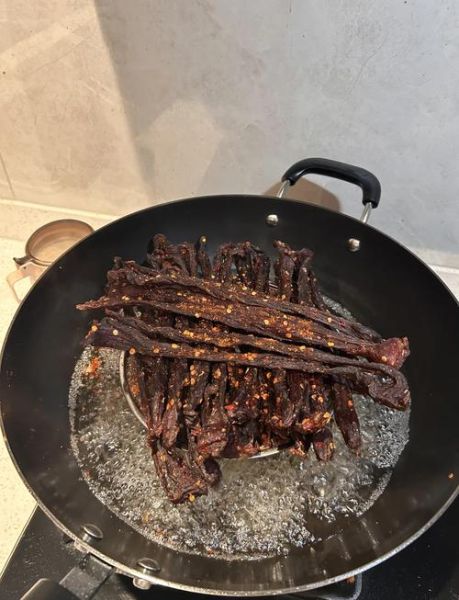 自制牛肉干怎么做_牛肉干零食保存多久-第1张图片-山城妙识