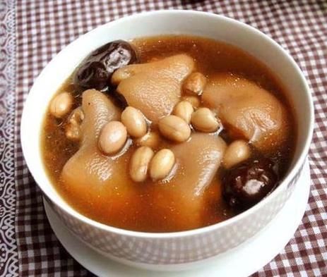 花生大枣猪蹄汤怎么做_孕妇喝有什么好处-第1张图片-山城妙识 花生大枣猪蹄汤怎么做_孕妇喝有什么好处-第1张图片-山城妙识