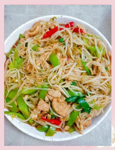 豆芽炒肉怎么做_豆芽炒肉热量高吗-第1张图片-山城妙识 豆芽炒肉怎么做_豆芽炒肉热量高吗-第1张图片-山城妙识