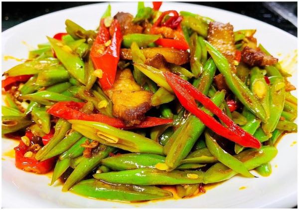 回锅肉炒什么配菜好吃_回锅肉炒什么蔬菜最经典-第3张图片-山城妙识 回锅肉炒什么配菜好吃_回锅肉炒什么蔬菜最经典-第3张图片-山城妙识