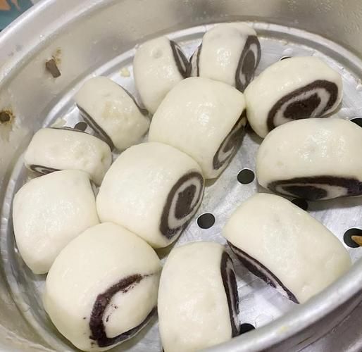 黑米馒头怎么做才松软_黑米馒头不塌陷的秘诀-第1张图片-山城妙识 黑米馒头怎么做才松软_黑米馒头不塌陷的秘诀-第1张图片-山城妙识