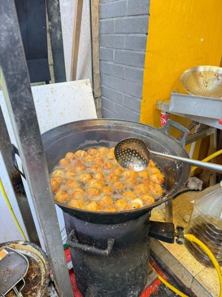 炸元宵按成饼怎么做_炸元宵按成饼好吃吗-第1张图片-山城妙识