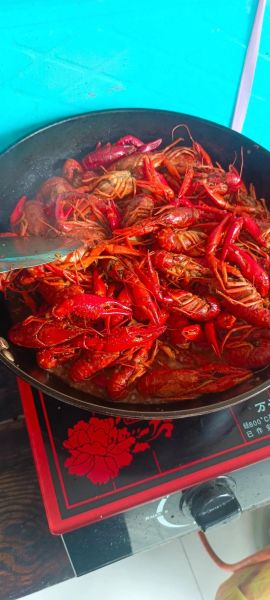 麻辣啤酒小龙虾怎么做_麻辣啤酒小龙虾用哪种啤酒-第2张图片-山城妙识