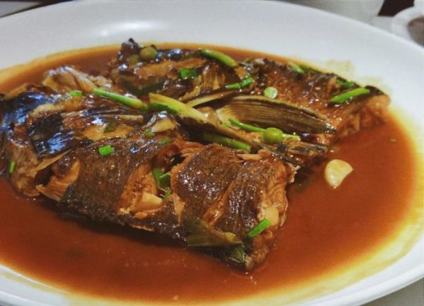 红烧大鱼头怎么烧好吃_红烧大鱼头做法秘诀-第2张图片-山城妙识 红烧大鱼头怎么烧好吃_红烧大鱼头做法秘诀-第2张图片-山城妙识