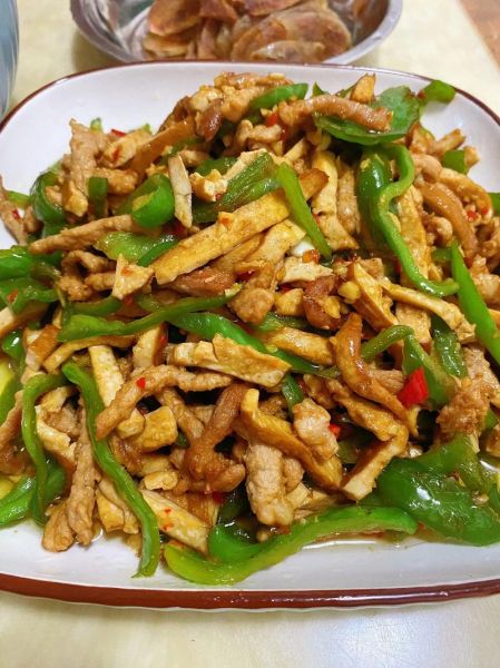 豆腐干炒肉丝怎么做_豆腐干炒肉丝的家常做法-第1张图片-山城妙识 豆腐干炒肉丝怎么做_豆腐干炒肉丝的家常做法-第1张图片-山城妙识