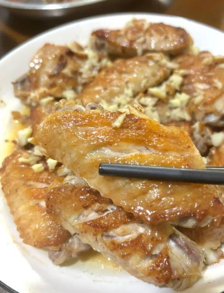 鸡中翅怎么做好吃又简单_孩子最爱的鸡翅做法-第2张图片-山城妙识 鸡中翅怎么做好吃又简单_孩子最爱的鸡翅做法-第2张图片-山城妙识
